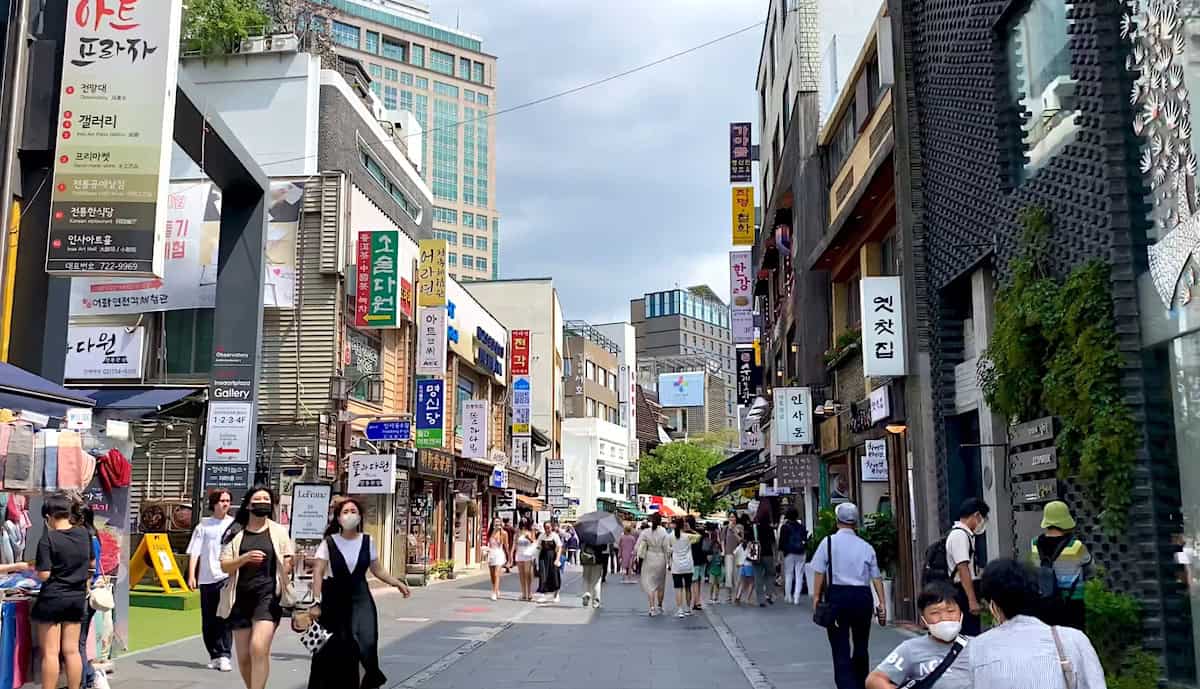 Best Gyeongbokgung Palace Guide (+ What NOT to Miss)